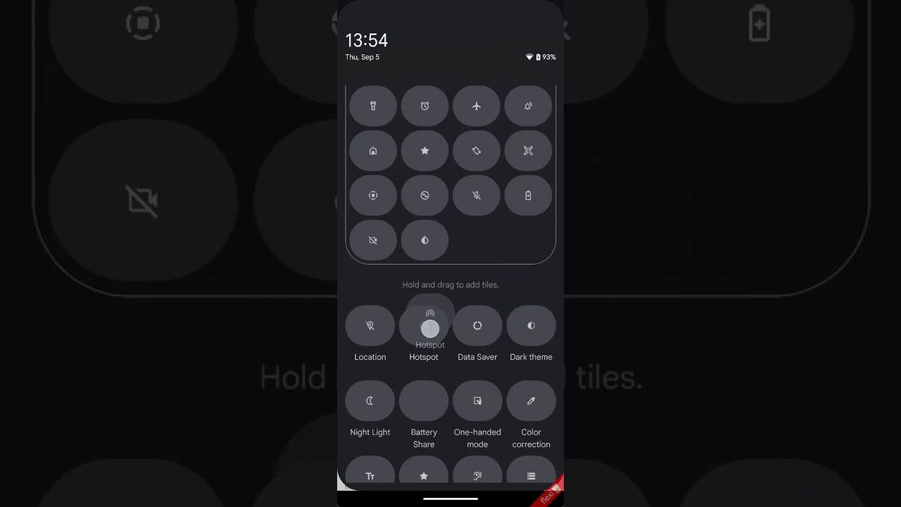 Android 16ではクイック設定が大幅変更、2本指スワイプで呼び出しになるかも？ | XenoSpectrum