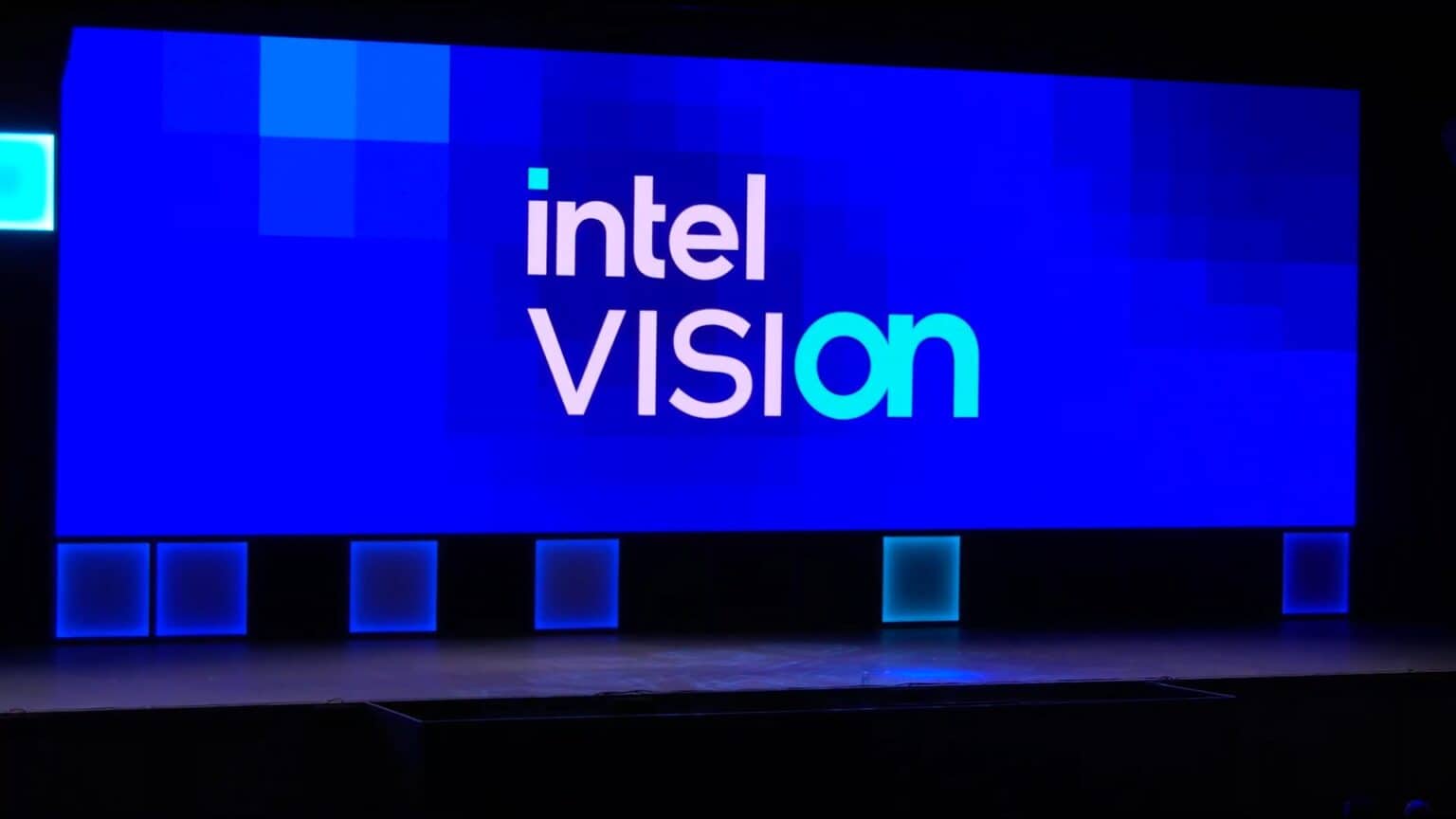 Intel、18Aプロセスの「Panther Lake」は2026年発売へ - 新CEOが変革ビジョンを公表 | XenoSpectrum