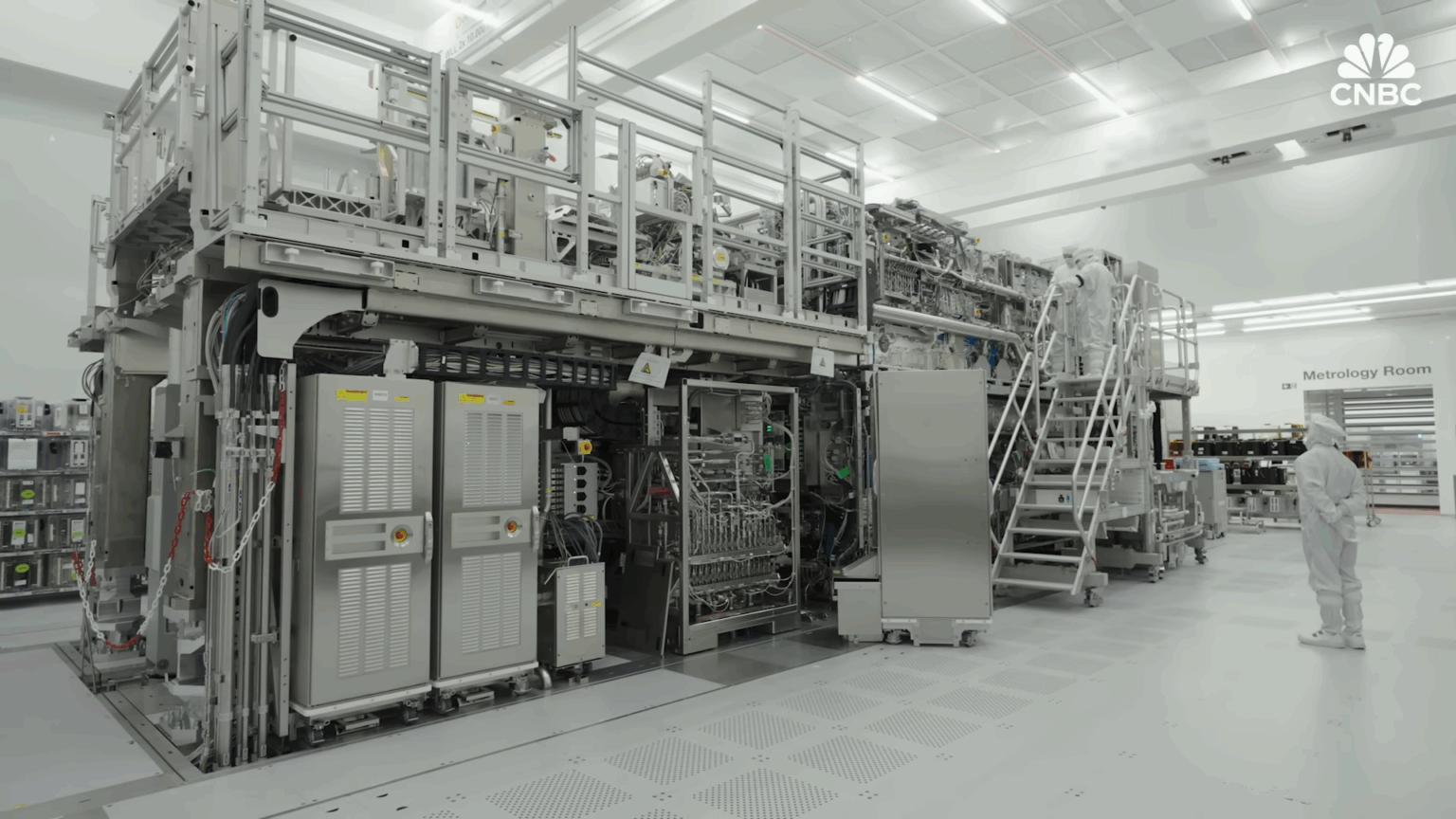 ASML、次世代半導体製造の鍵を握る「High-NA EUV」マシン製造現場を公開：半導体の未来を垣間見る | XenoSpectrum