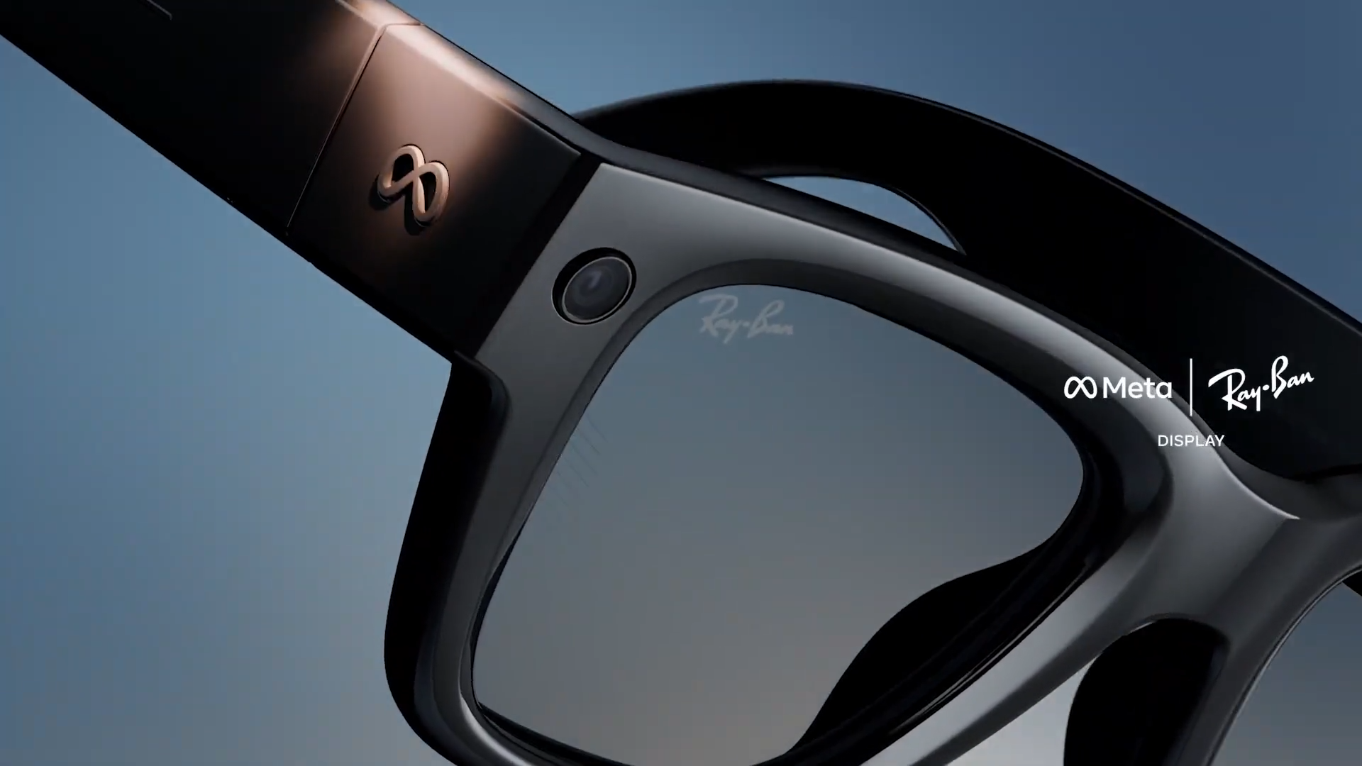 Metaの次世代スマートグラスは「ディスプレイ搭載Ray-Ban」か？公式発表前に動画がリーク | XenoSpectrum